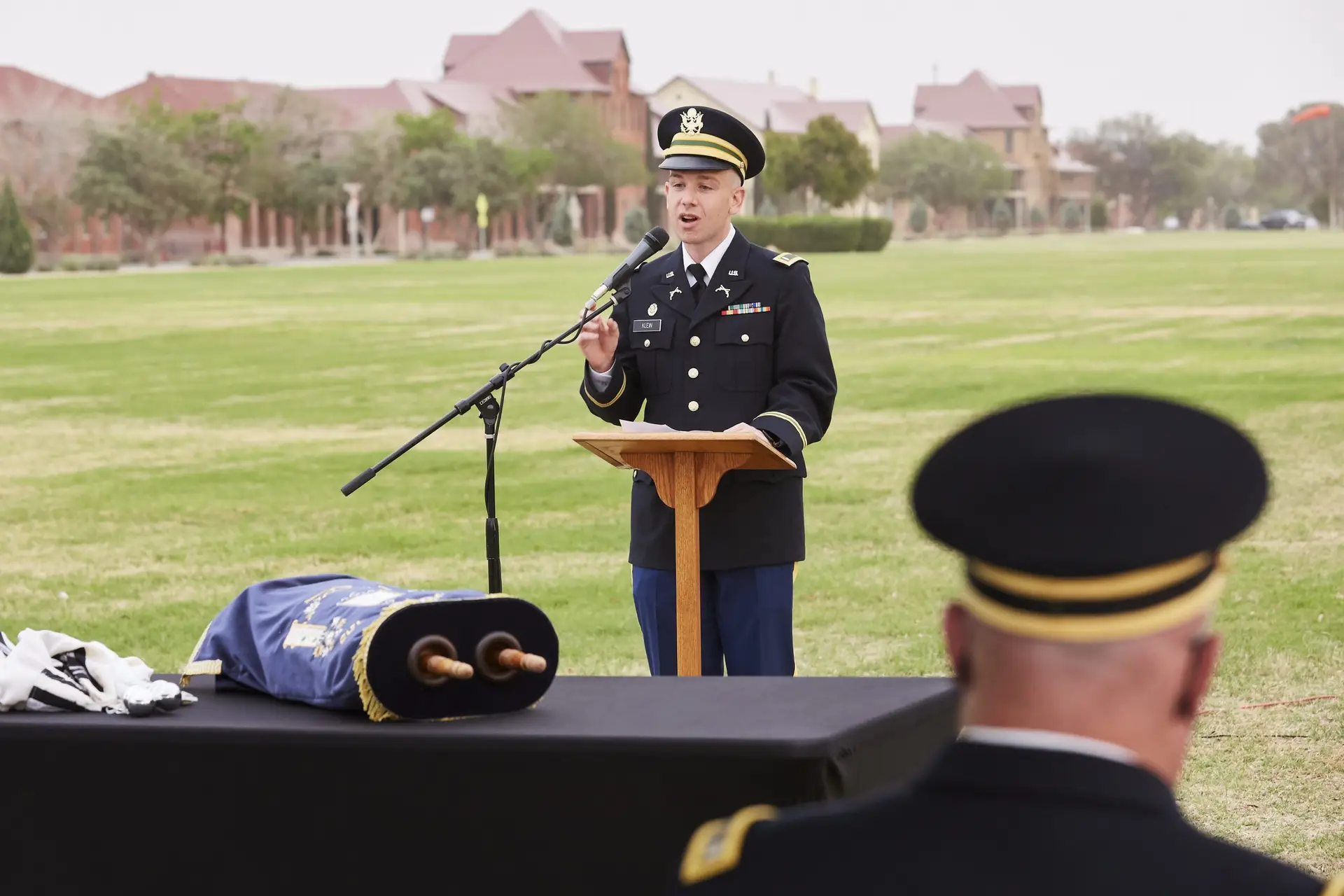 Supporting Distinctive Religious Group Leaders in the Army in the ...